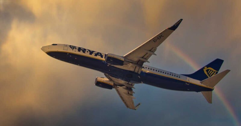 តើ Ryanair អាចគិតប្រាក់បន្ថែមបានទេ ...